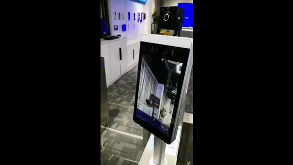 人脸扫描自动测温收集记录上报系统