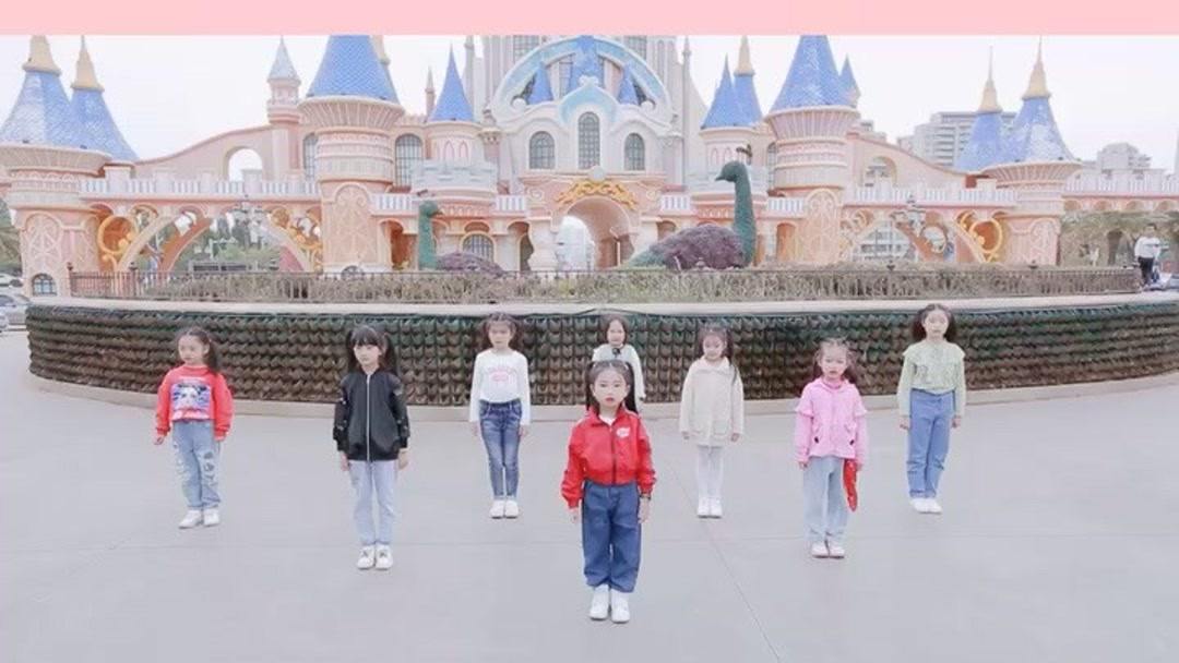 少儿舞蹈视频、最火舞蹈简单易学好看