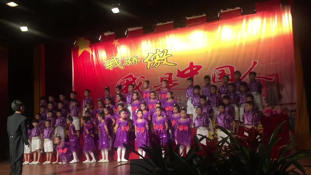 三年级合唱特等奖(卢沟谣,我们是鲜花)