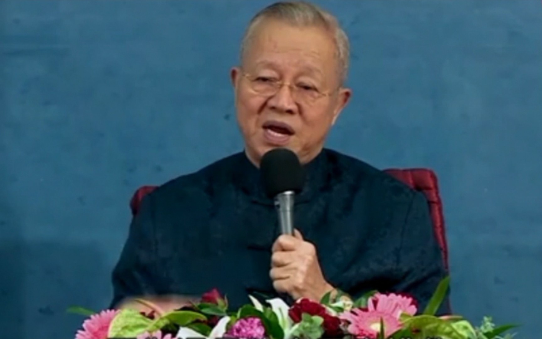 曾仕强:对人对事,你要么不管,要么就要管到底