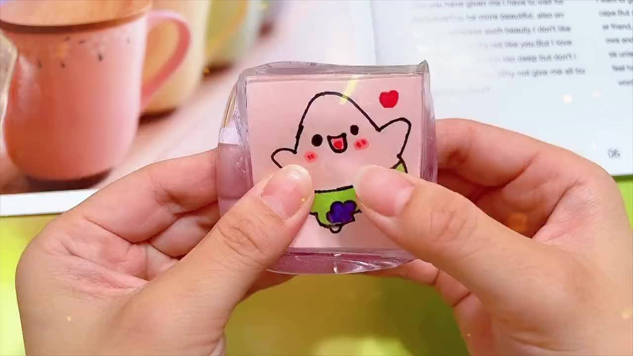 纸上画海绵宝宝和派大星的图案
