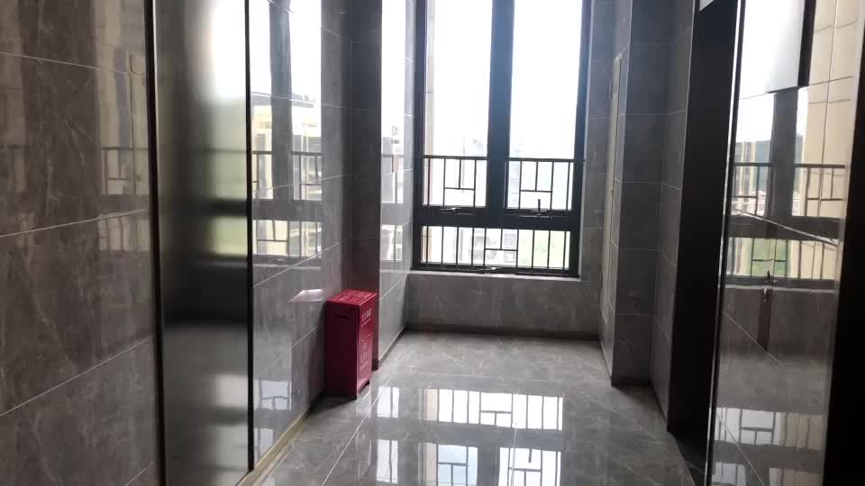 楼王位置,视野开阔,南北通透采光通风良好,低于市场价按备案价签约ߘ...