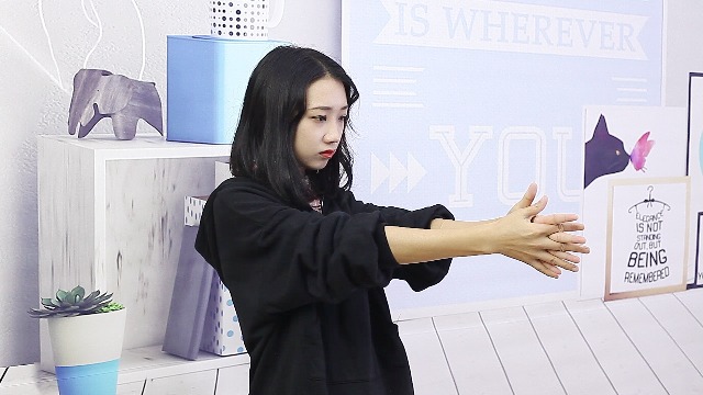 每天1套手指操,锻炼大脑功能,经络通、反应快,80岁不健忘