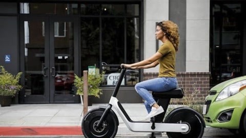 国外发明黑科技电动自行车,带有特斯拉电池,100000造一台