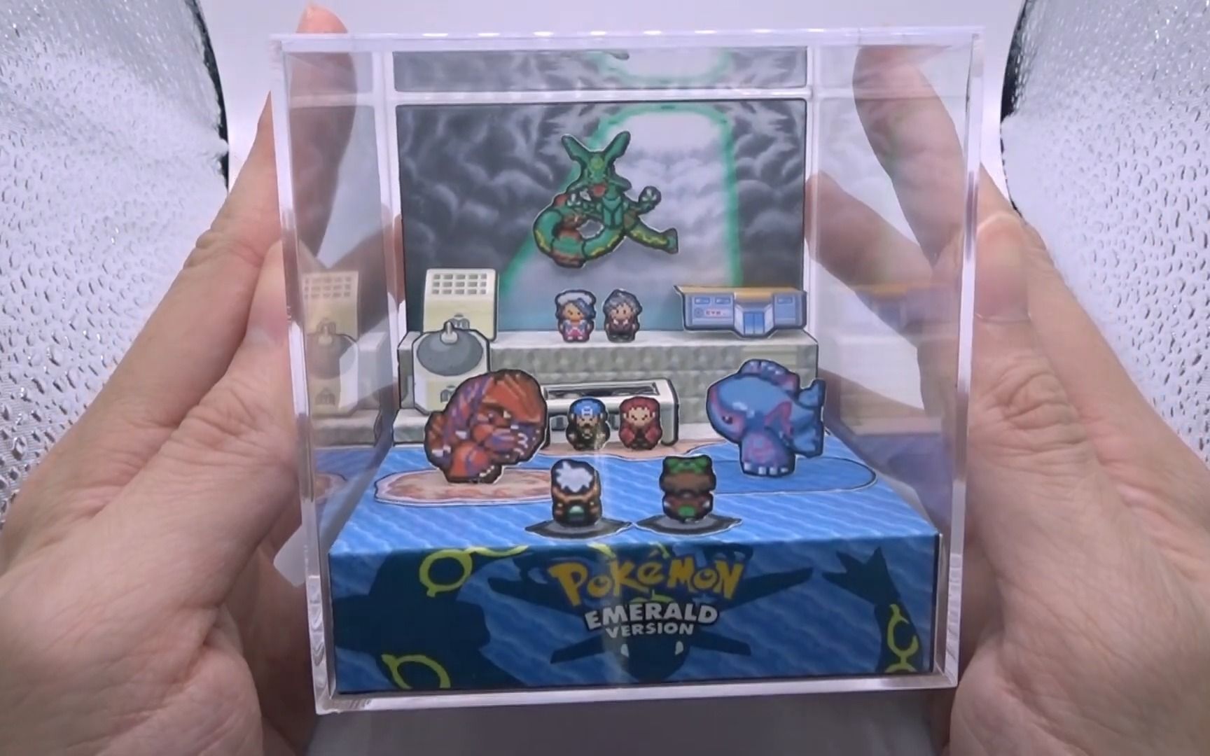 【宝可梦手工】-宝石版封面三神琉璃市大战剧情场景纸模