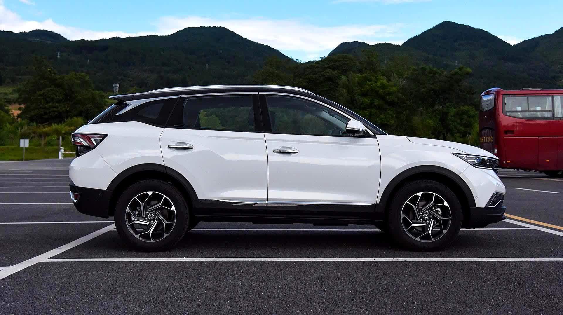 仅8.98万起,就配备名牌三大件,号称“国产版CRV”!