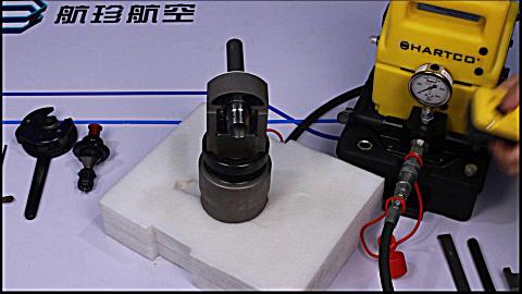 径向外挤压钛合金组合导管制作及压力试验