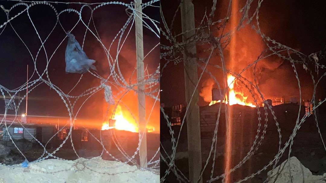 外媒曝光“偷油惯犯”空袭叙伊边境伊朗油料车队 已致25死