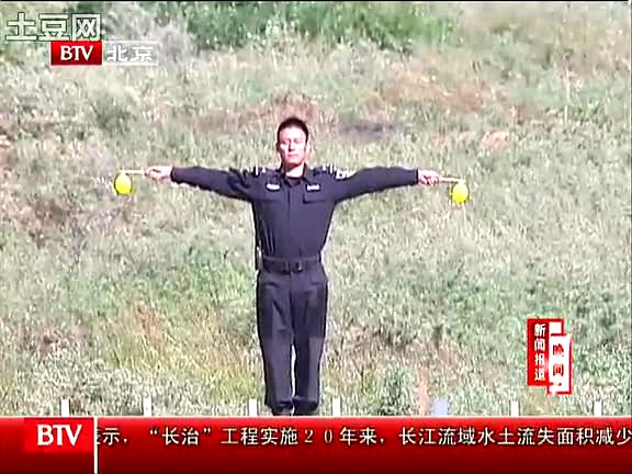 综合实战演练特警队员显神威