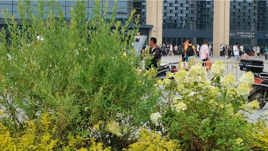 西安火车站,北门广场,修复好后更美更大〈西安美)