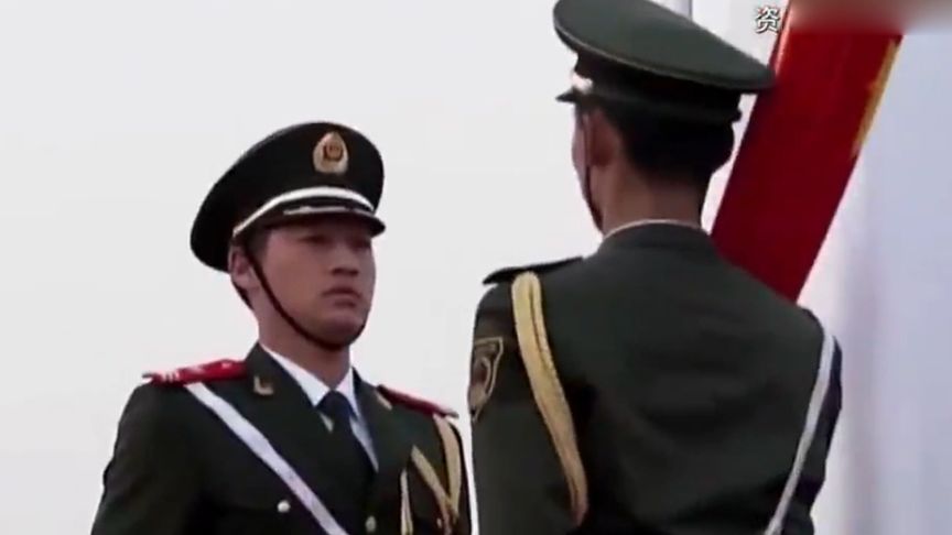 揭秘:国旗护卫队旗手们是如何训练的?