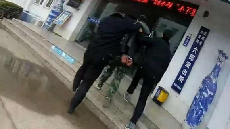 阻碍执法叫嚣“求拘留”，真被拘了5天
