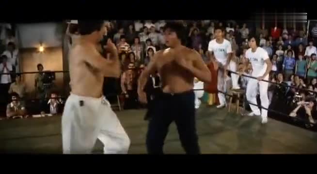 死亡游戏:经典动作片,这场拳赛紧张刺激,还有小鲜肉时期洪金宝