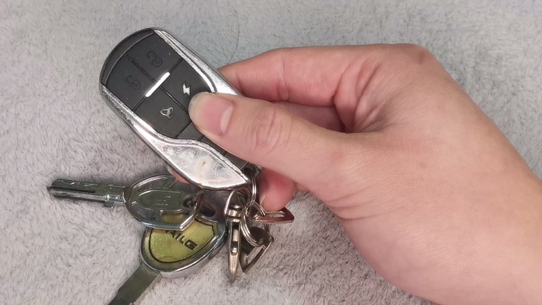 电瓶车遥控器的隐藏功能,好多人车开烂了都没发现,涨知识了