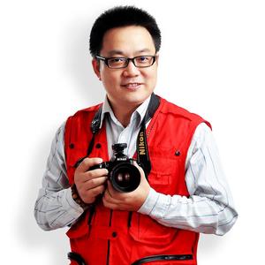 摄影师向茂勇 