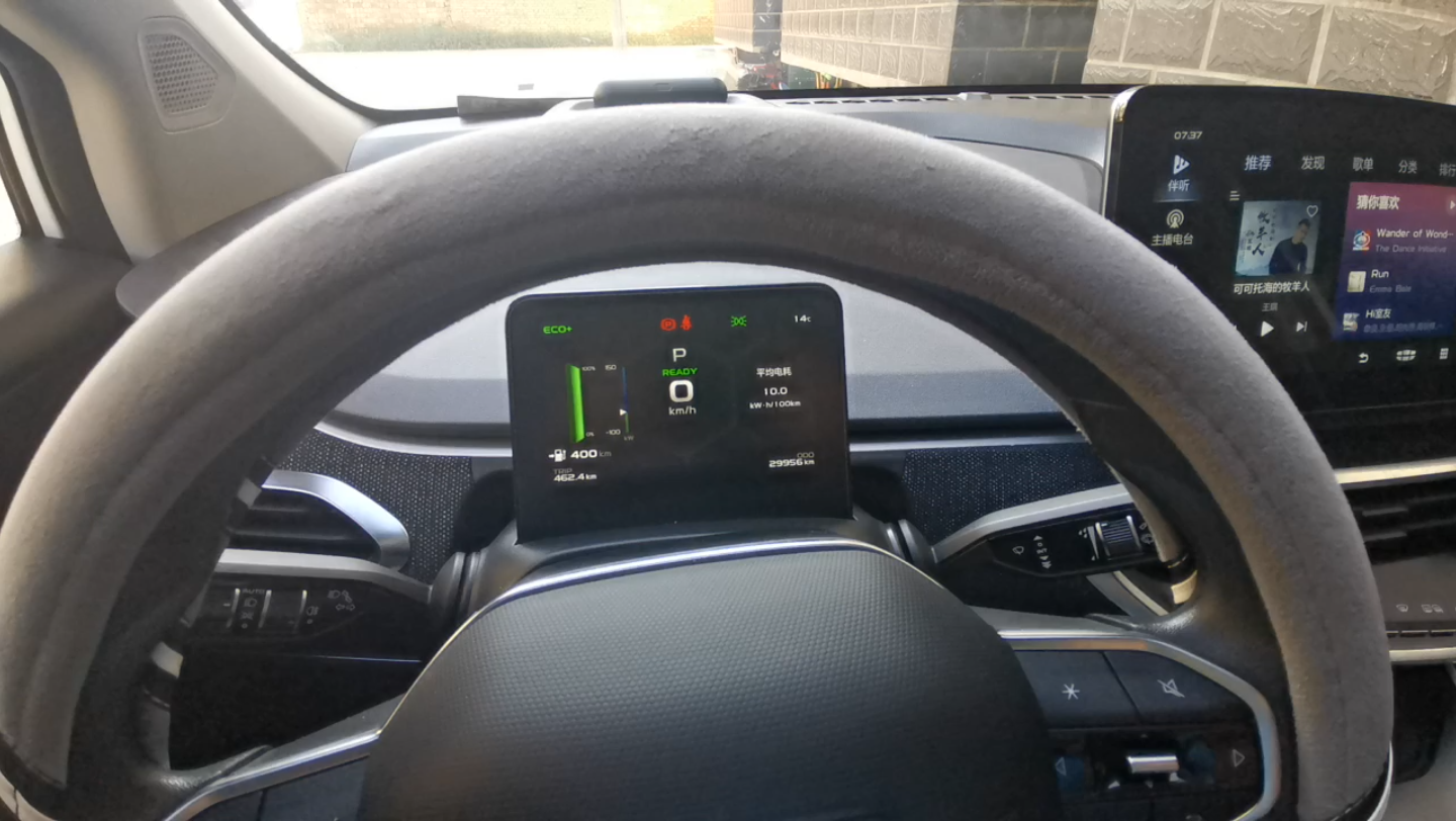 几何C夏季续航还可以