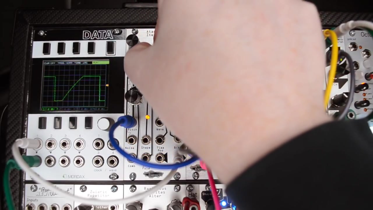 Noise Engineering Ataraxic Iteritas 振荡器模块