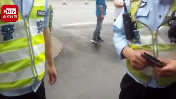 千里送人头!外卖骑手车祸 安全站长赶来帮忙被交警当场发现醉驾