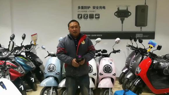 绿源电动车充电器新式老式都不通用问题,师傅三个方法解决