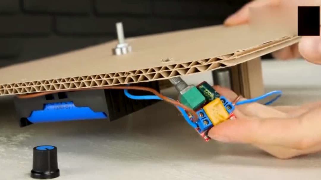 好厉害,竟然用纸做喇叭,自制最简易的留声机