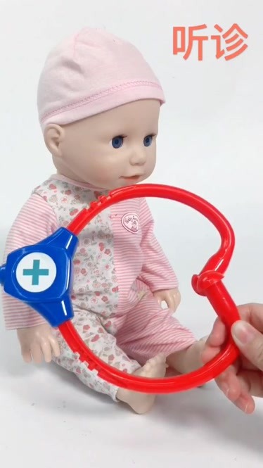 小医生工具箱过家家玩具,宝宝通过对生活情景的观察模拟,锻炼语言...