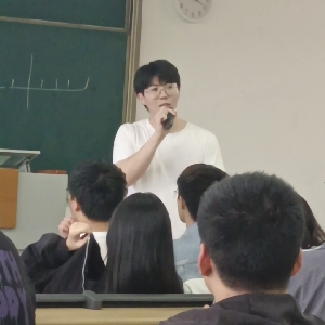 你好你好谢谢 