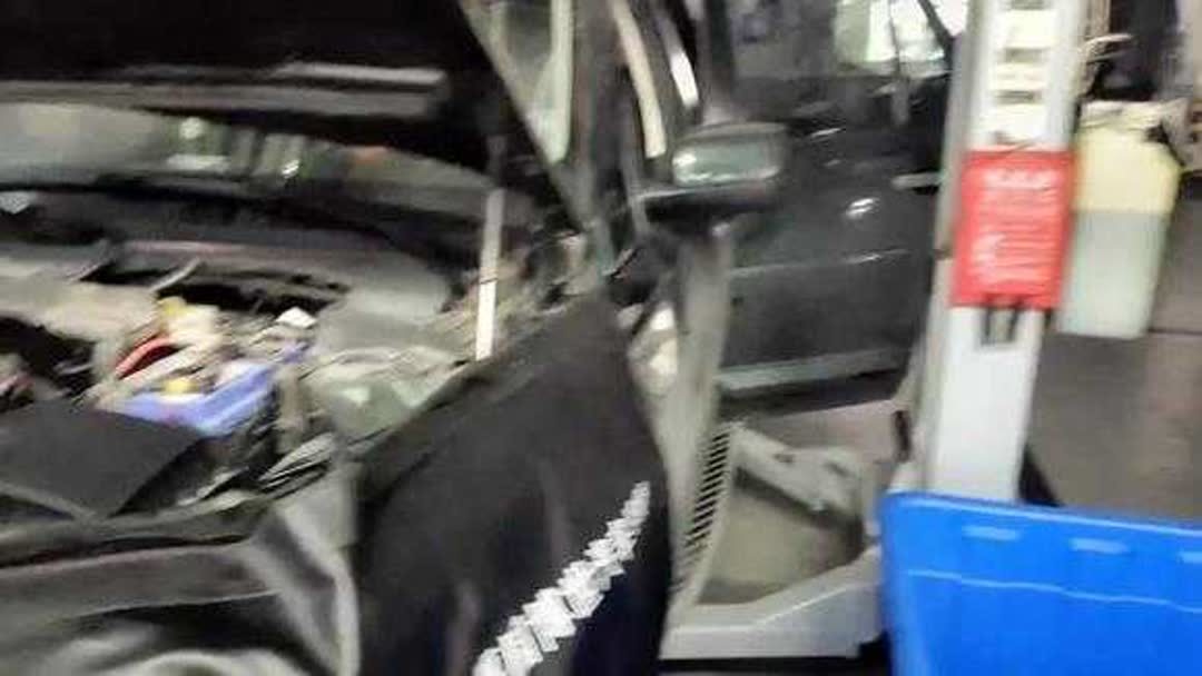 #变声 车间车辆太多了 维修不过来了 修车请预约