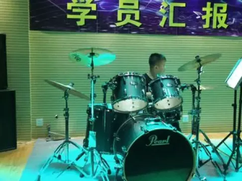 《让我们荡起双桨》宝贝儿子表演的第十八首曲目…需要有一定的手功...