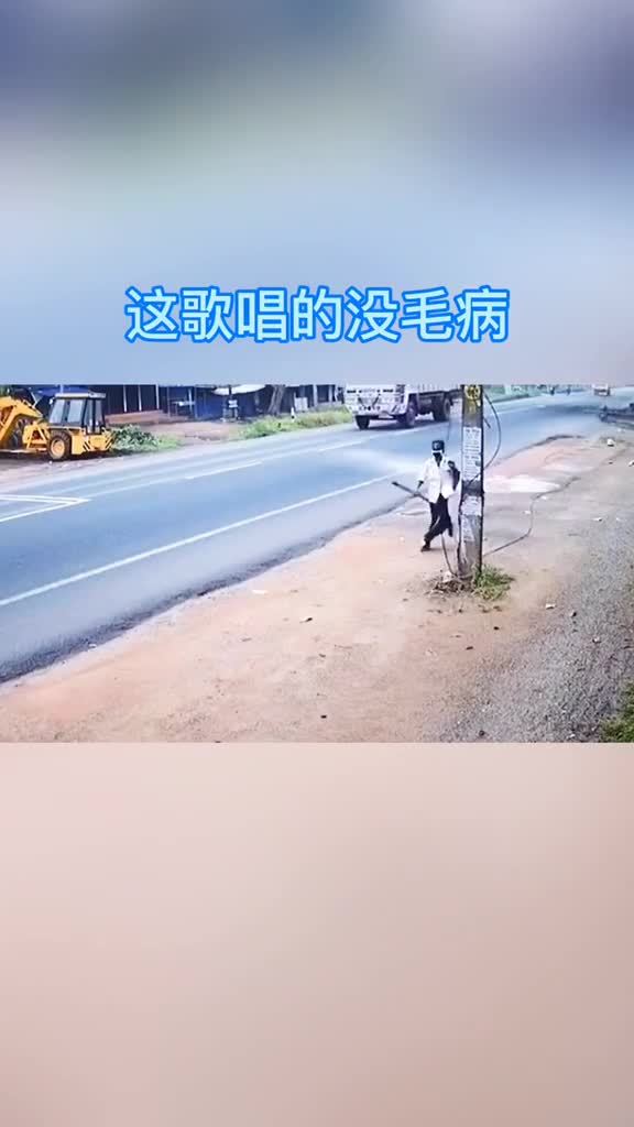 你能发现有车也是真不容易#搞笑配音 #搞笑视频 #交通安全