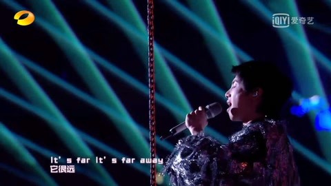 华晨宇湖南卫视跨年cut《蜉蝣》,花花这一身帅炸了