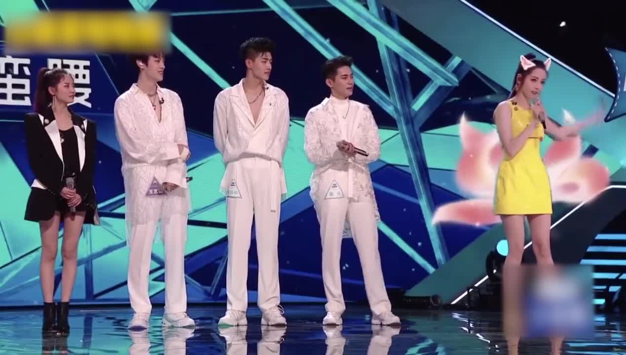 女明星撒娇合集,主演:迪丽热巴、李沁、霍思燕、吉娜、倪妮、欧阳...