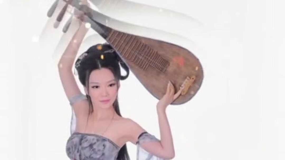 这个白衣佛组的造型太火,期待我的下一组佛系画报,模拜了千年的祈祷