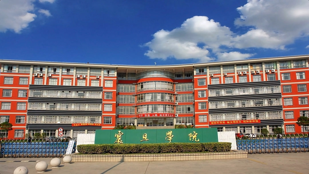 上海某职业学校发生恶性案件引关注,警方:系谣言,不信谣不传谣