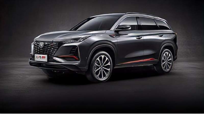 10万,油耗6.4L,第二代长安CS75PLUS“很轻奢”!