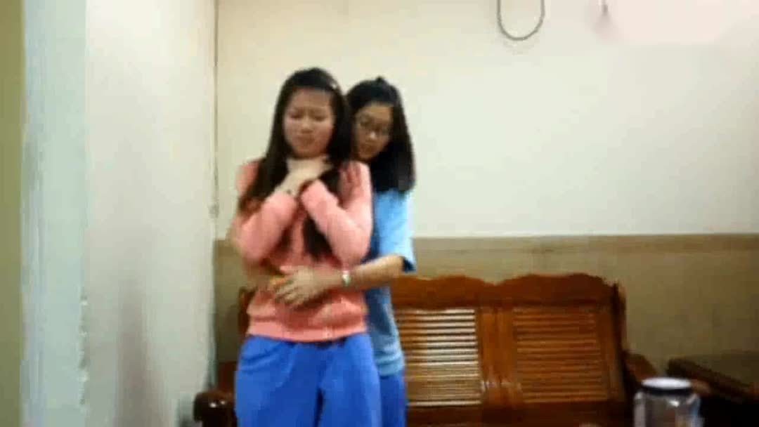 必看视频!异物梗塞急救全视频:新生儿、小孩、成人海姆立克法