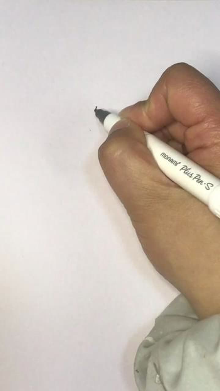 #简笔画女孩 #小可爱 每个女生心里面都住着一位小公主