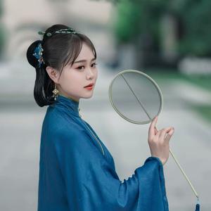 无业游民郭姜瑜 