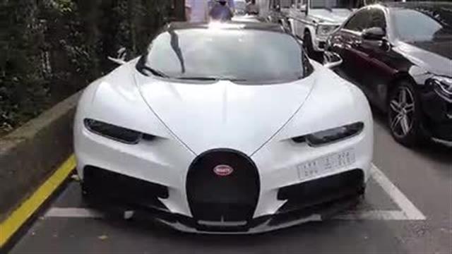 650万美元1340马力的科尼赛克ONE1出现在伦敦街头啦!
