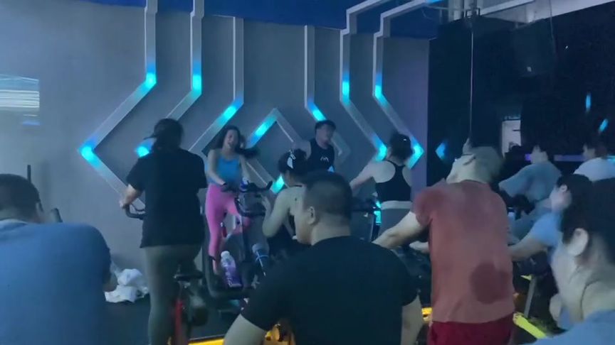 #健身打卡 #动感单车 #花式动感单车