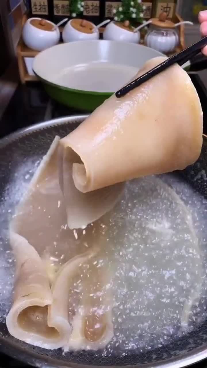 爱吃猪皮冻的试试这个做法,老好吃了