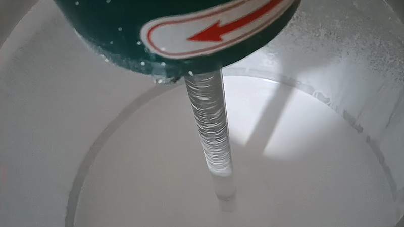 水性木器漆的生产过程