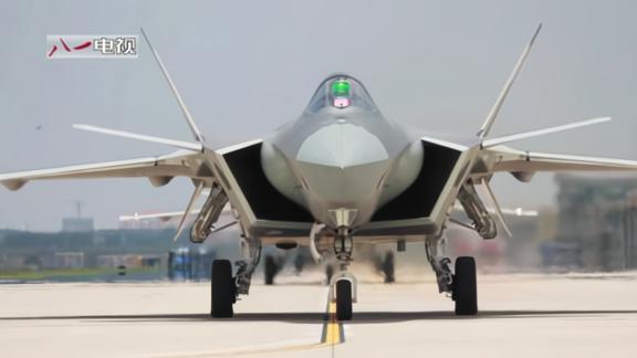 71秒看飞行庆祝表演精彩瞬间!