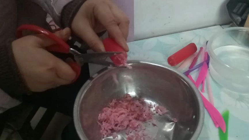 看别人做腊花,自己手痒痒,也做了一个,自己感觉挺好的!