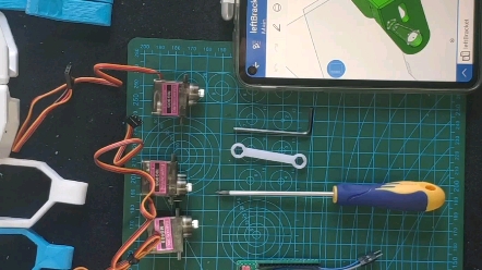 基于esp8266震荡算法的四足机器人 主体结构制作 腿部制作