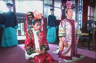 还珠格格:小燕子跟容嬷嬷学规矩,容嬷嬷快气炸了