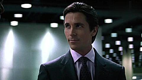 《蝙蝠侠黑暗骑士》布鲁斯韦恩被狗咬后, 拉下后遗症