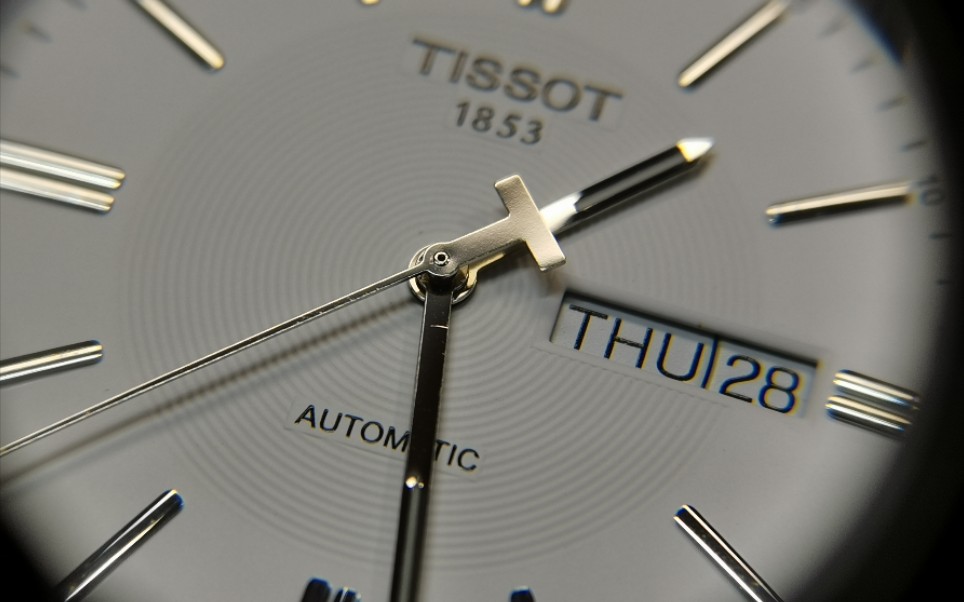 【修表怪叔叔】天梭手表进水生锈怎么修?纯技术维修拯救cal.2836...