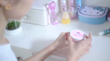 Hello Kitty遮瑕光感修颜使用方法 EE霜使用教程
