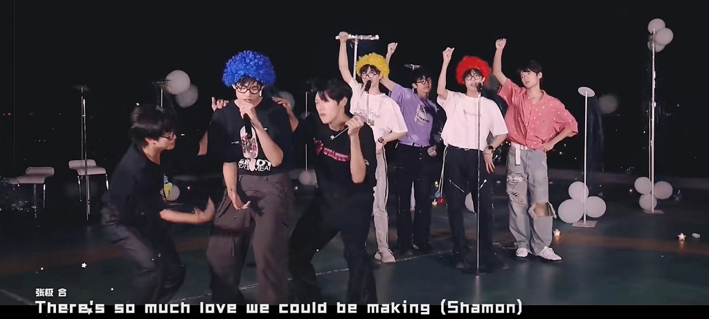 (TF家族三代天台音乐会)极禹唱的好好.