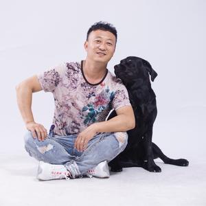 遛狗匠申慧亮 